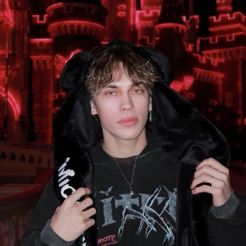 Andrew Pav (@andrewpav19) | Snapchat Stories, Spotlight & Lenses