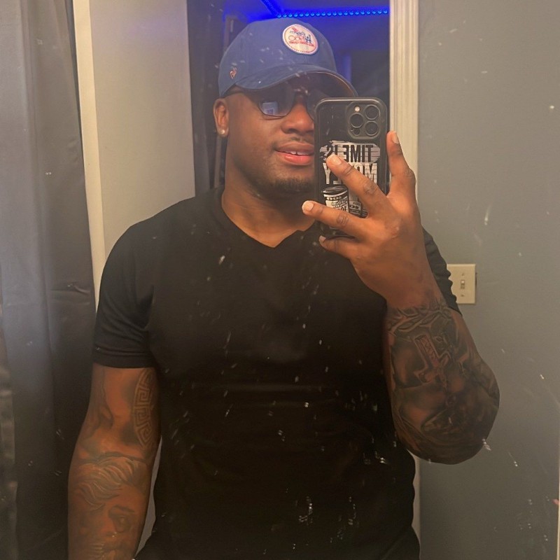 Smitty 🖤 (@ayoo_smithboi) | Snapchat Stories, Spotlight & Lenses