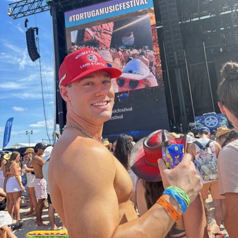 Caiden Matheny (@caidenmatheny77) | Snapchat Stories, Spotlight & Lenses