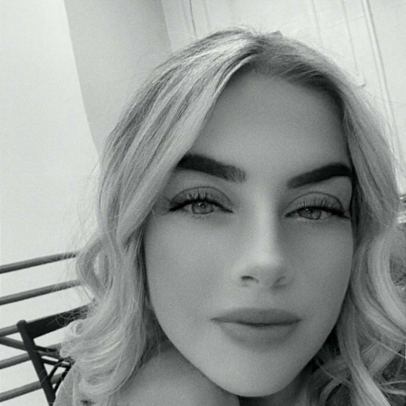 Crystal Croft (@ccroft8) | Snapchat Stories, Spotlight & Lenses