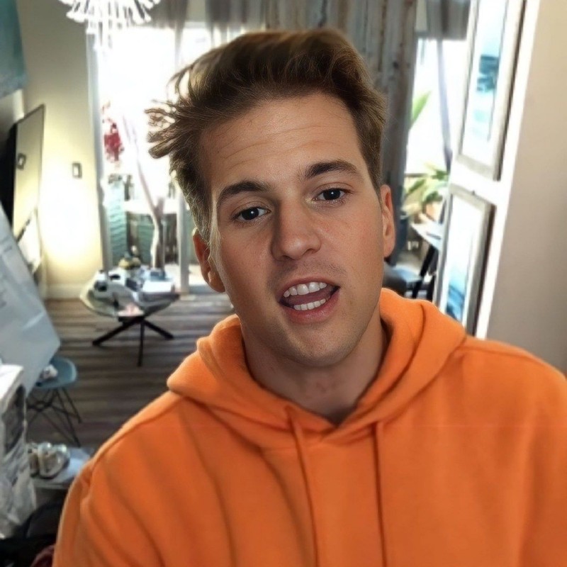 Charlie Rocket (@charlierocket7) | Snapchat Stories, Spotlight & Lenses