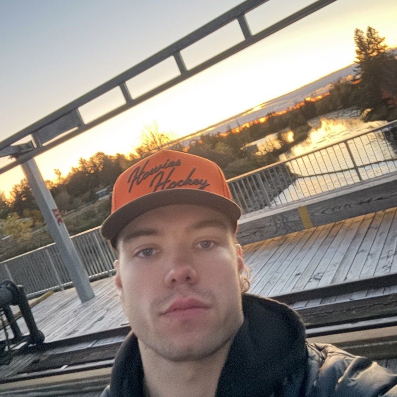 Mark (@duramark) | Snapchat Stories, Spotlight & Lenses