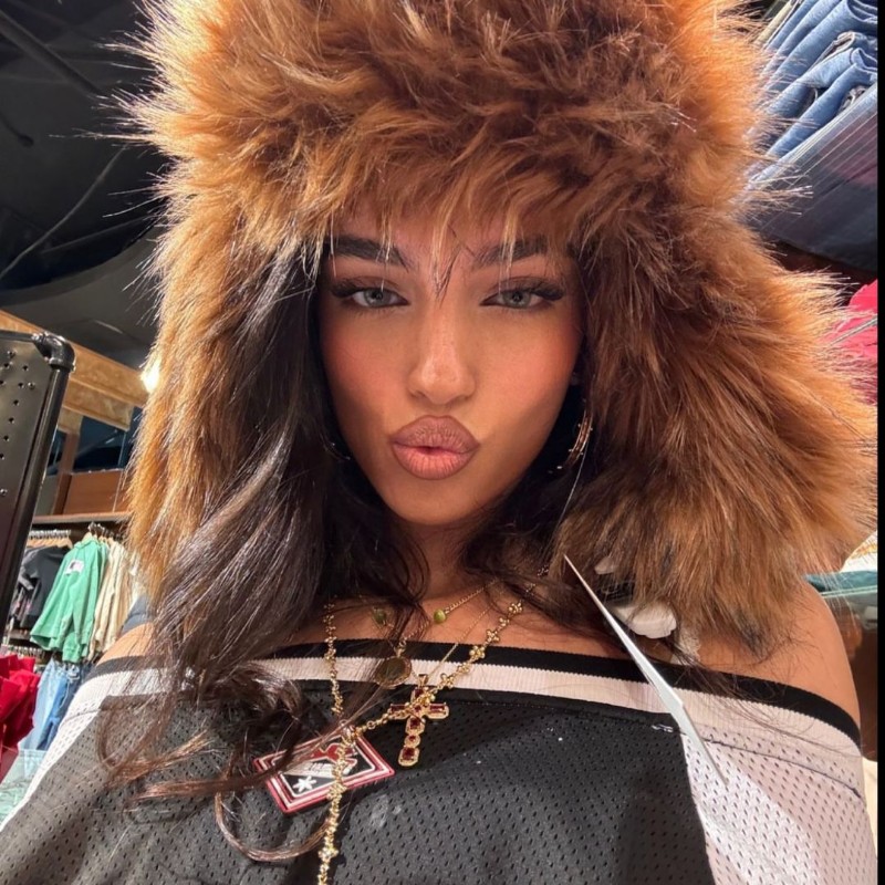 Ella Christo (@ellachristo777) | Snapchat Stories, Spotlight & Lenses