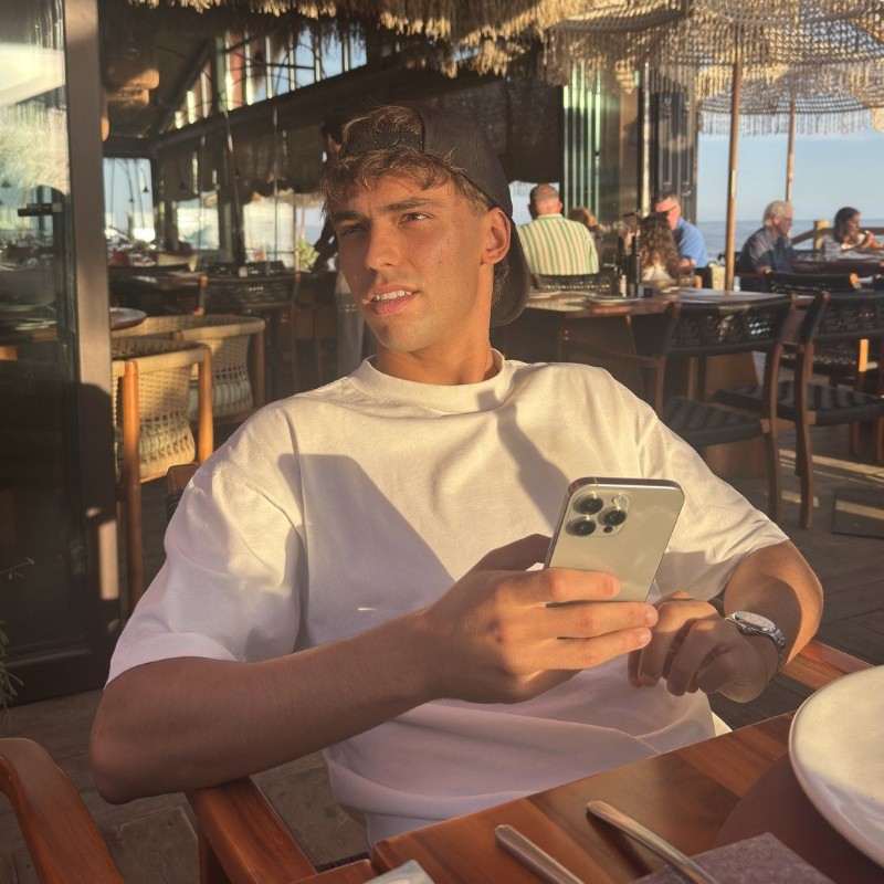 Joao Felix (@joaofelix7910) | Snapchat Stories, Spotlight & Lenses