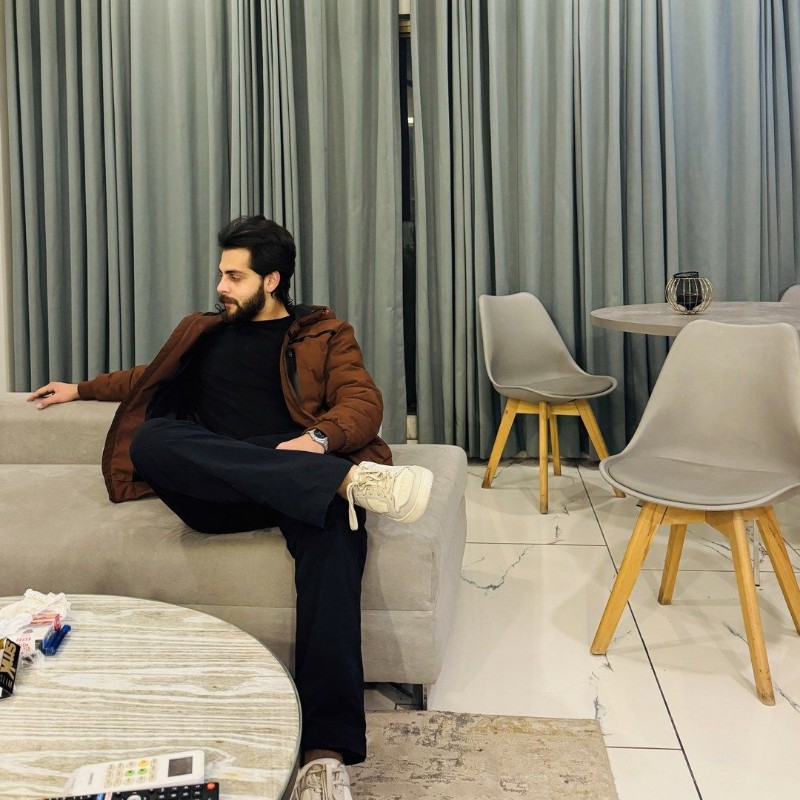 Talha Khan (@khan.t156) | Snapchat Stories, Spotlight & Lenses