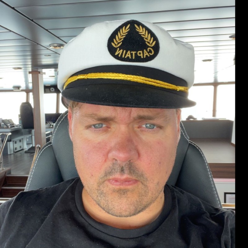 Knut Peter Sævik (@knutapej) | Snapchat Stories, Spotlight & Lenses