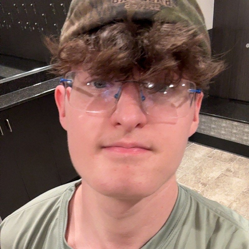 Kyle Cross (@kyle018x) | Snapchat Stories, Spotlight & Lenses