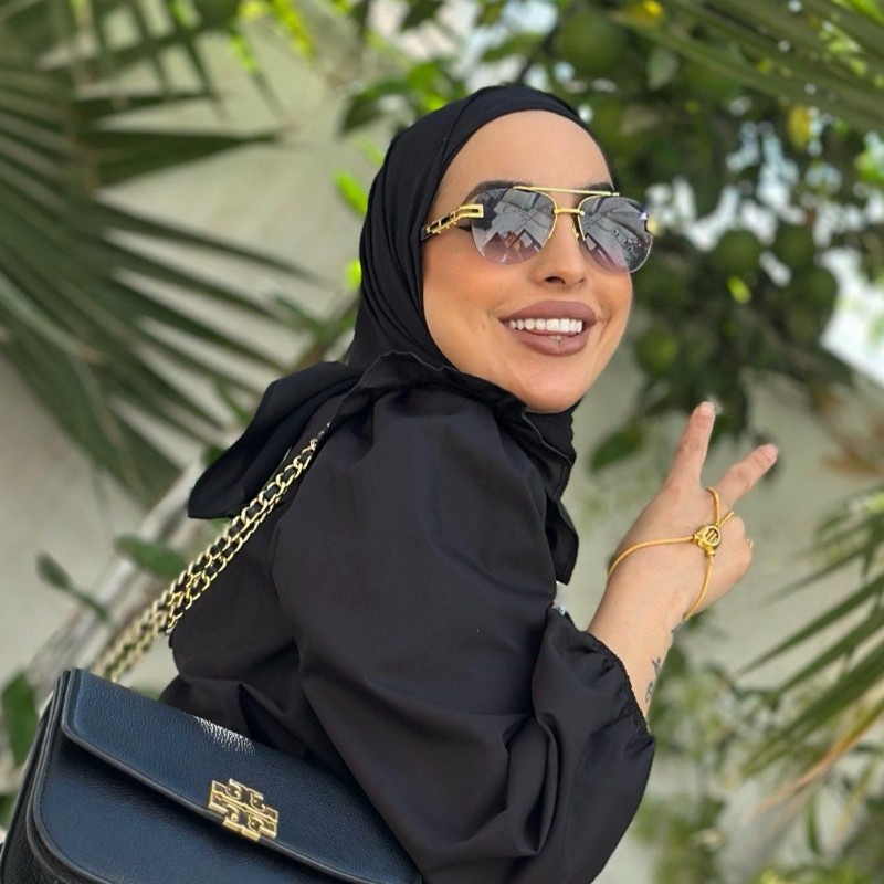 مجد👸🏻 خبيرة مكياج العرايس🎨 (@majd.mkeaj) | Snapchat Stories, Spotlight ...