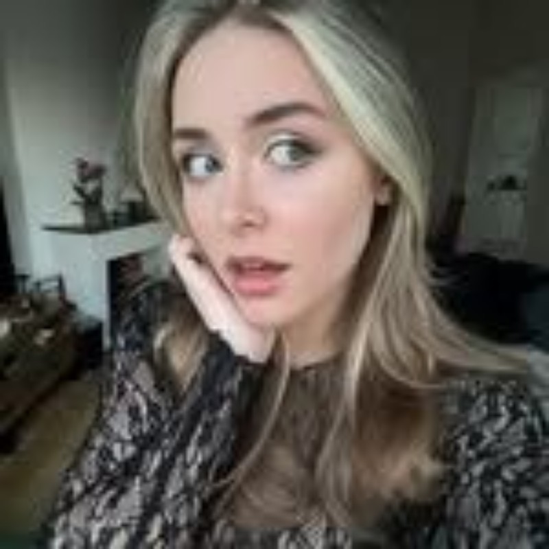 Melina Goransson (@melina.goranson) | Snapchat Stories, Spotlight & Lenses