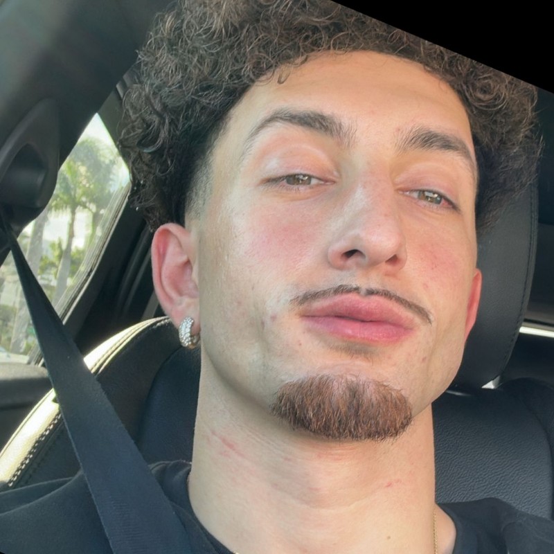 Ryan Kaoud (@ryan.kaoud) | Snapchat Stories, Spotlight & Lenses