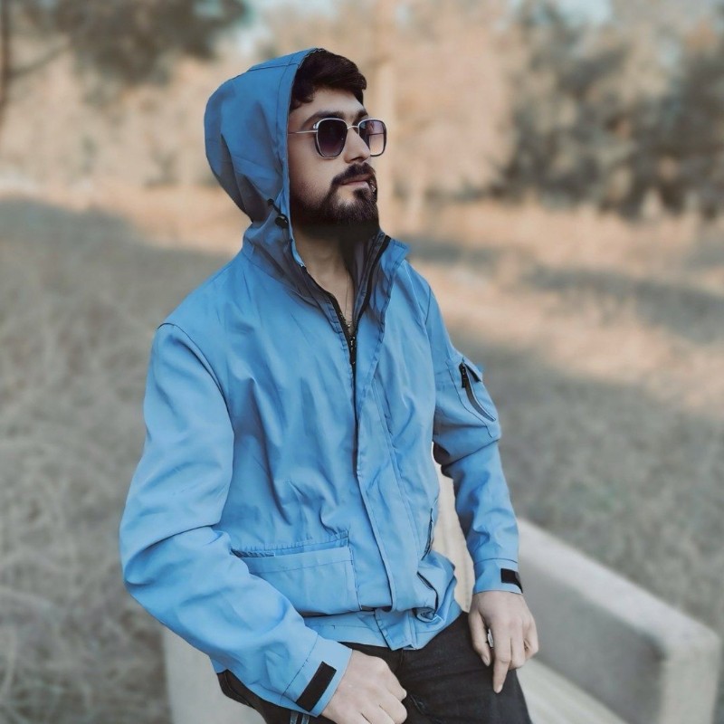 ﮼شاهو ﮼هەرکی🖤 (@shaho.harki2) | Snapchat Stories, Spotlight & Lenses