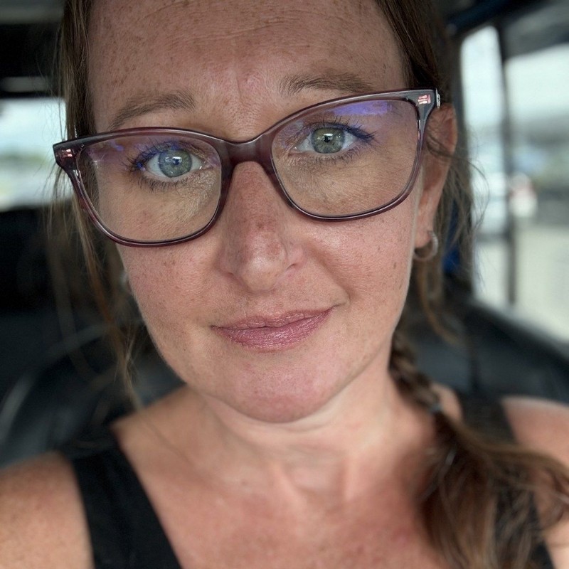 Amy (@vulcan90008) | Snapchat Stories, Spotlight & Lenses