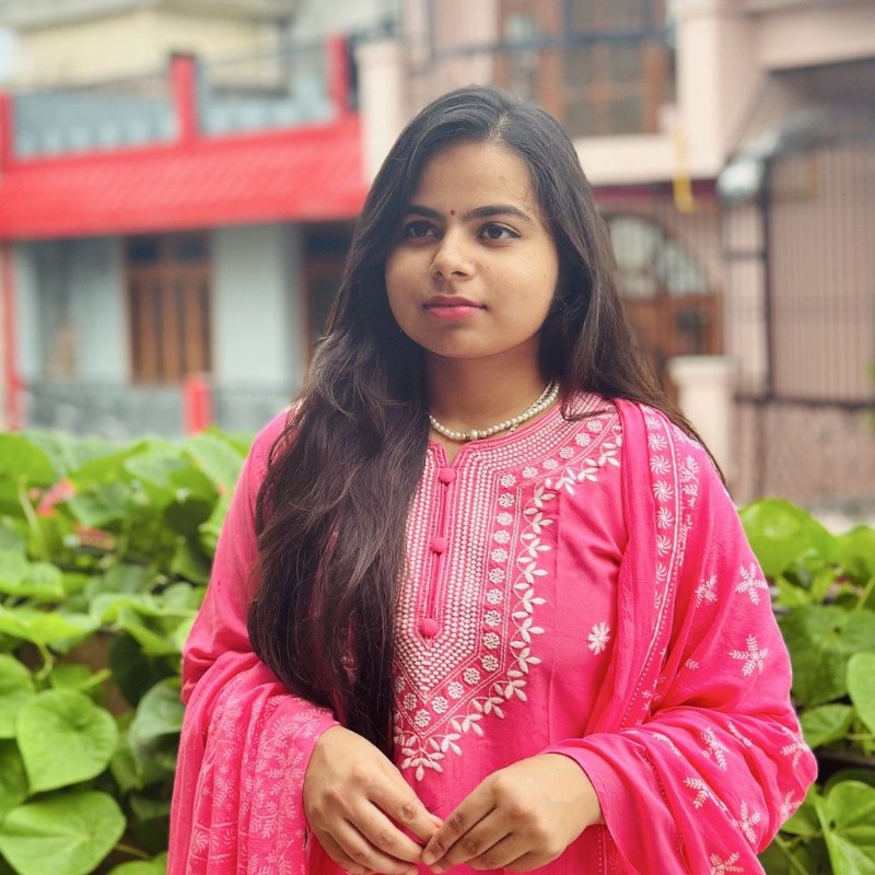 Sakshi Sharma (@whosakshisharma) | Snapchat Stories, Spotlight & Lenses