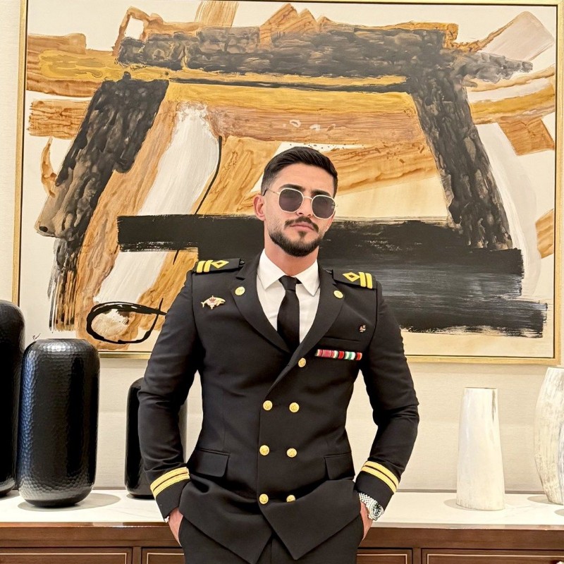 Captain Yazan🪝🚢 (@yazan.omarr) | Snapchat Stories, Spotlight & Lenses
