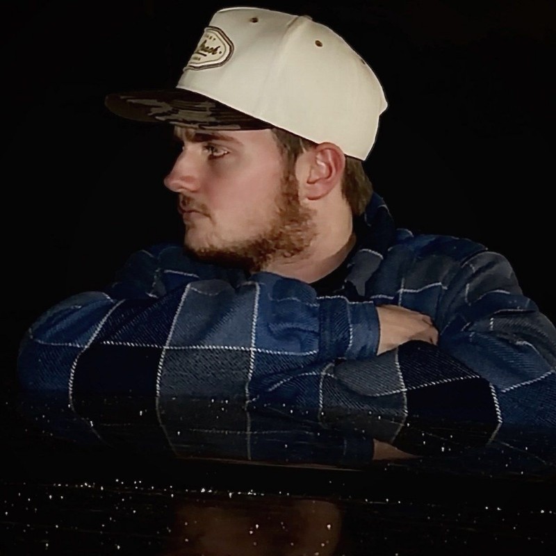 Zack Crossland (@zackcrossland) | Snapchat Stories, Spotlight & Lenses