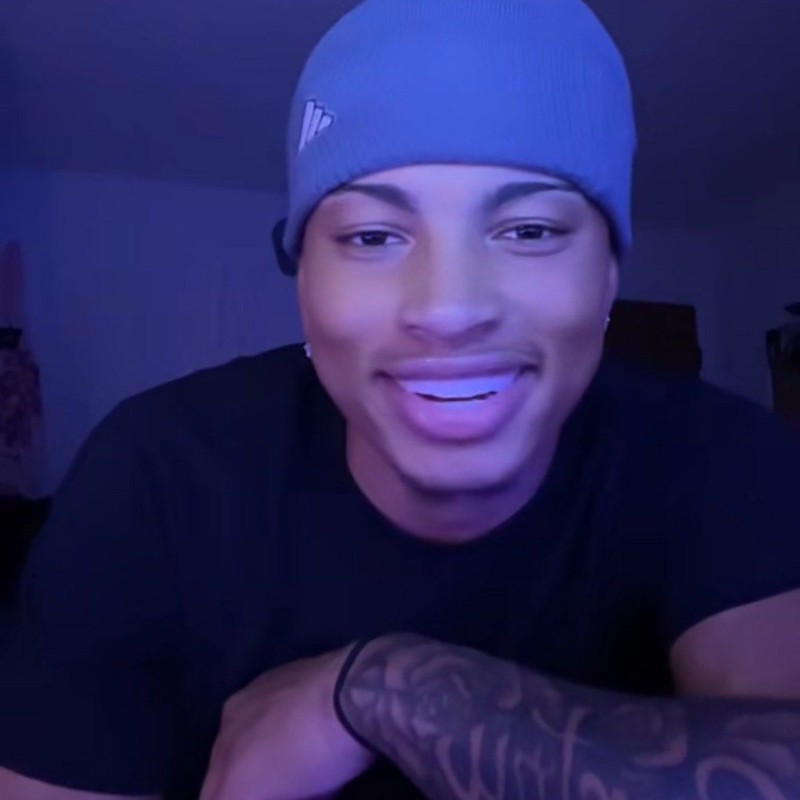 Zay Gentry (@zayzaygentry) | Snapchat Stories, Spotlight & Lenses
