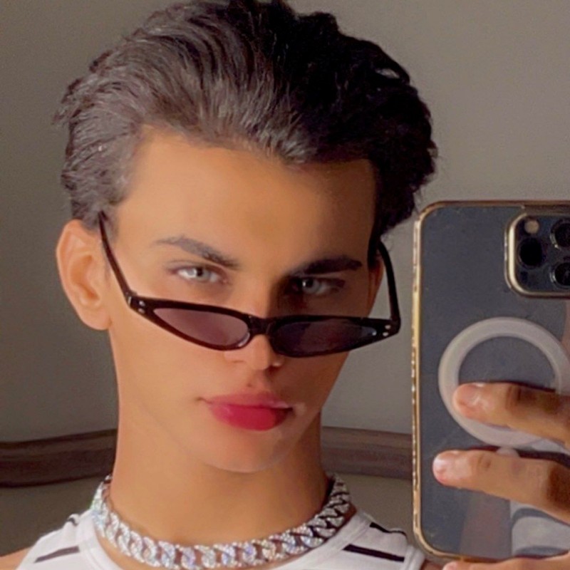 قمـ🌙 🇸🇦🇪🇬🩶في القاهره 📍 (@a-d33d) | Snapchat Stories, Spotlight & Lenses