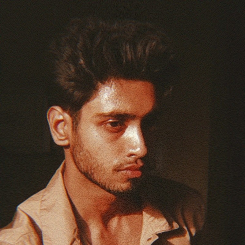 Ayush R Thakur (@a-ushh) | Snapchat-Stories, Spotlight och linser