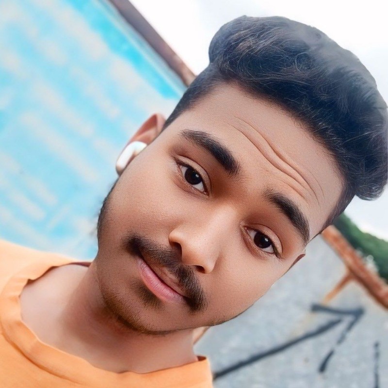 Aman Gupta (@a_gupta20245277) | Snapchat Stories, Spotlight & Lenses