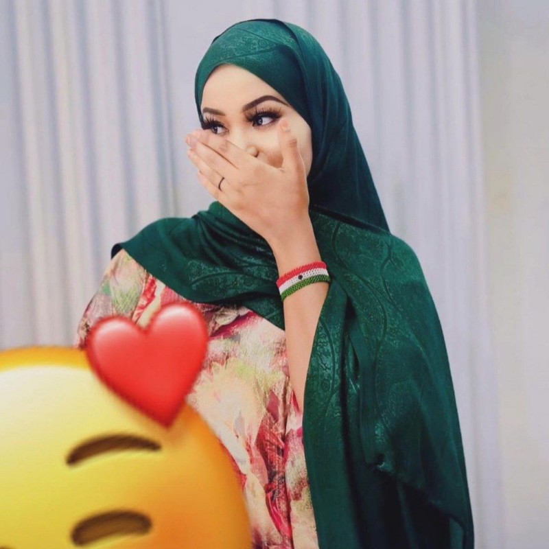 Ayeeyo Koris (@a_koris2023) | Snapchat Stories, Spotlight & Lenses