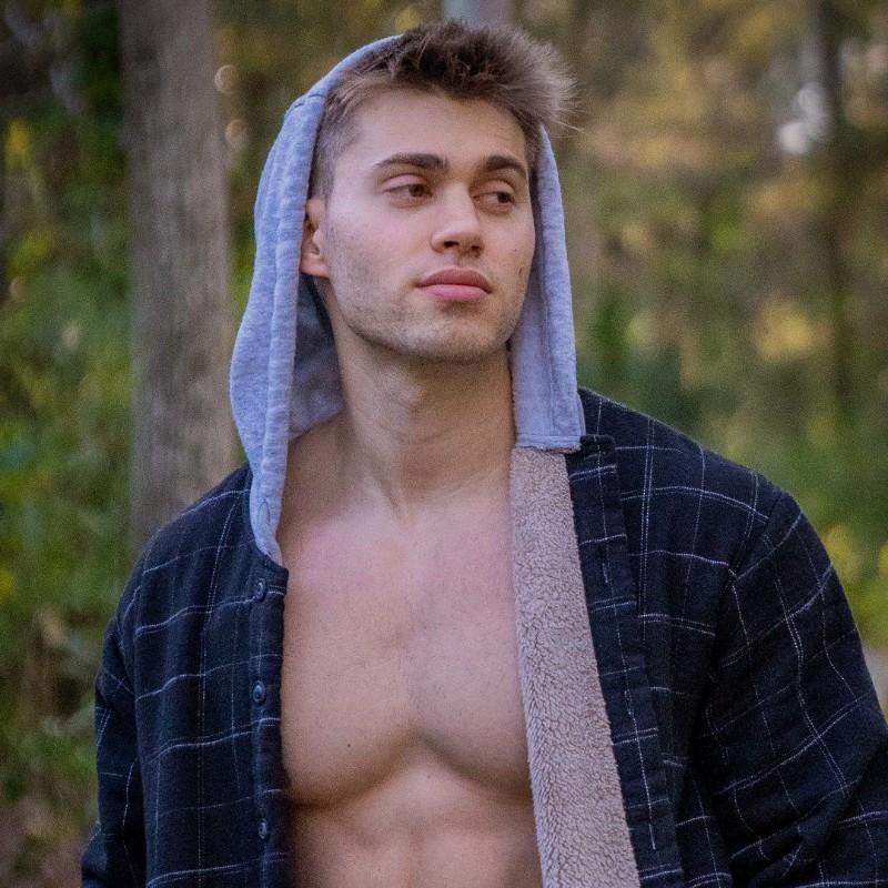 A A R O N M I L L E R (@aa_ronfitness) | Snapchat Stories, Spotlight ...