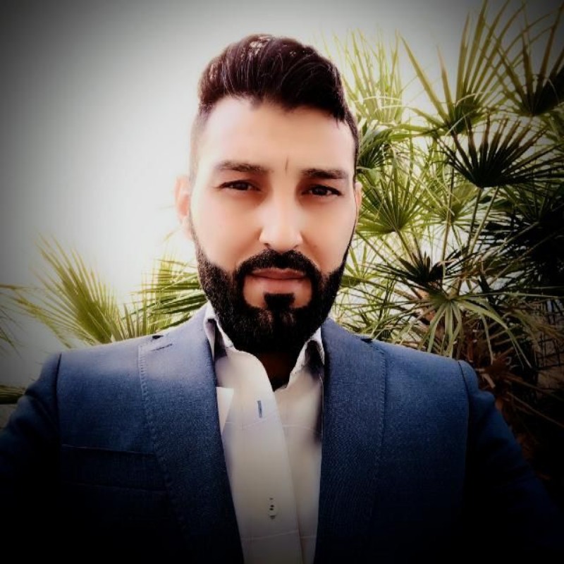 🐎💙🅐︎𝘢b͜͡𝕖d⃠ (@aabed_official) | Snapchat Stories, Spotlight & Lenses