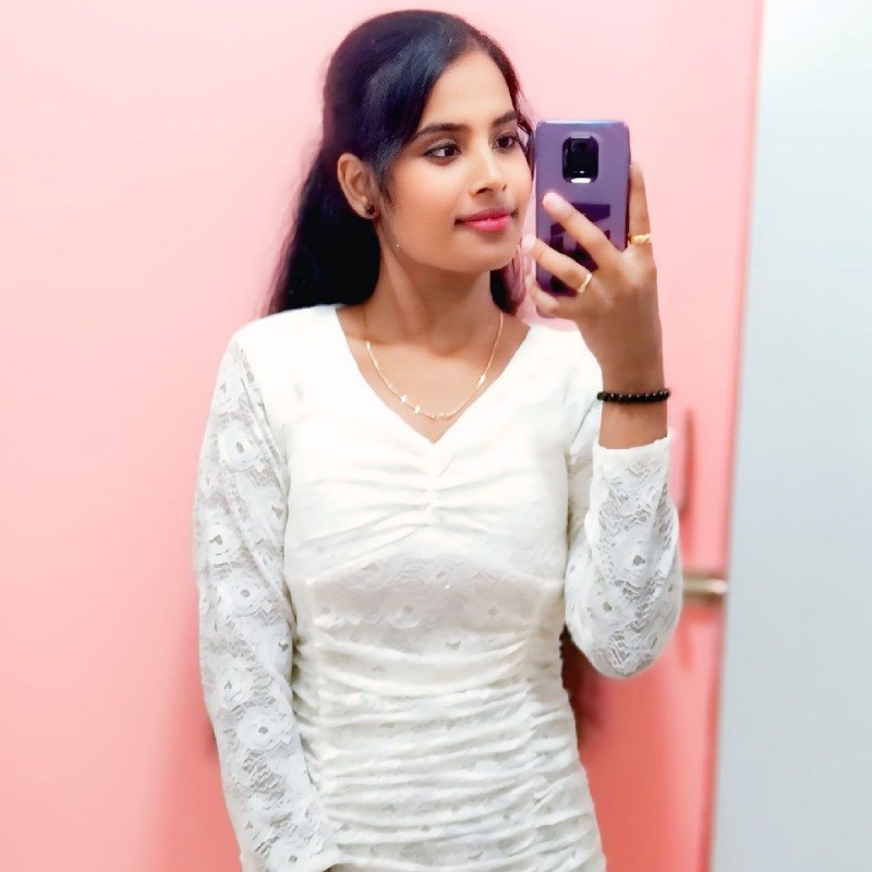 Santhoshi🦄🪄 (@aachu_07) | Snapchat Stories, Spotlight & Lenses
