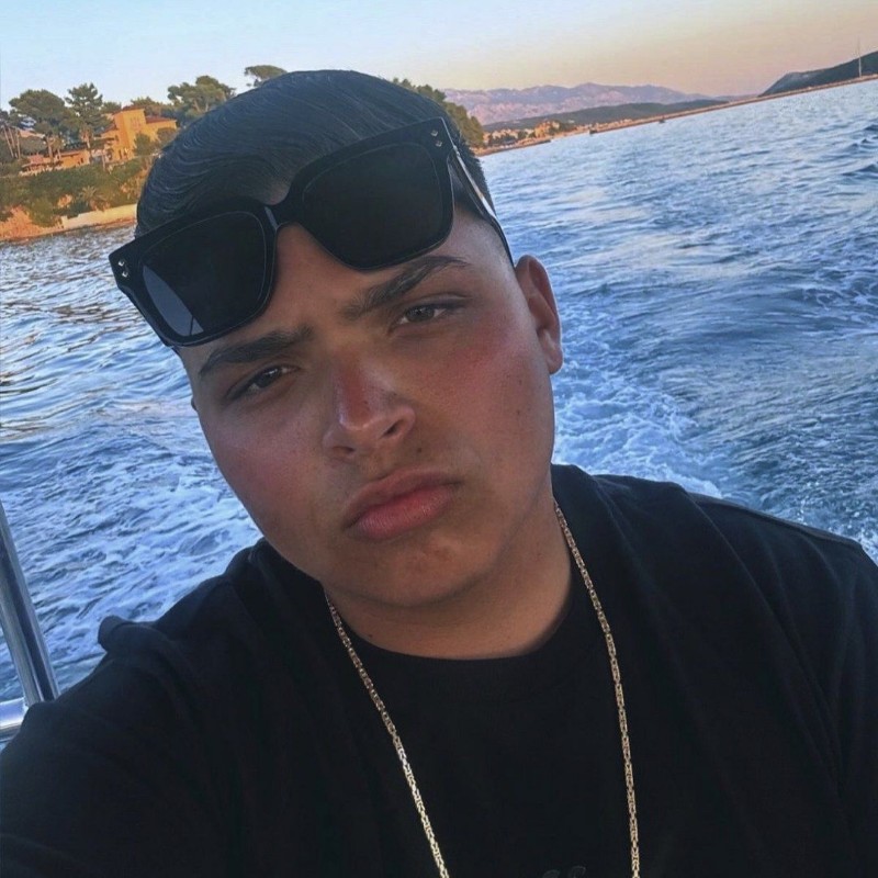 Aaron Siebert (@aaronsiebert21) | Snapchat Stories, Spotlight & Lenses