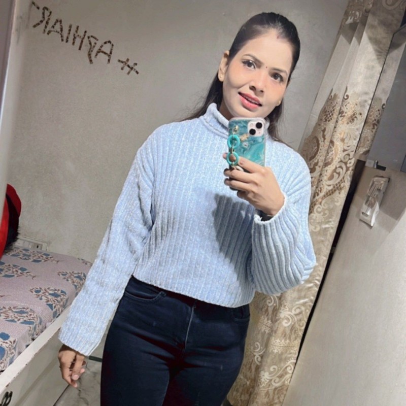 Aarti Arora Aarti Arora143 เรื่องราว Snapchat ตลอดจน Spotlight และเลนส์