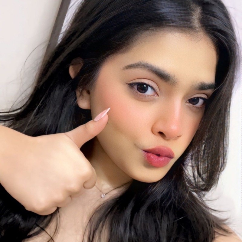 Aarushi (@aarushi.iiii) | Snapchat Stories, Spotlight & Lenses