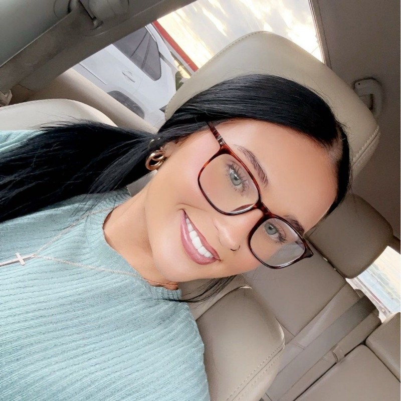abby (@abbyythorntonn) | Snapchat Stories, Spotlight & Lenses