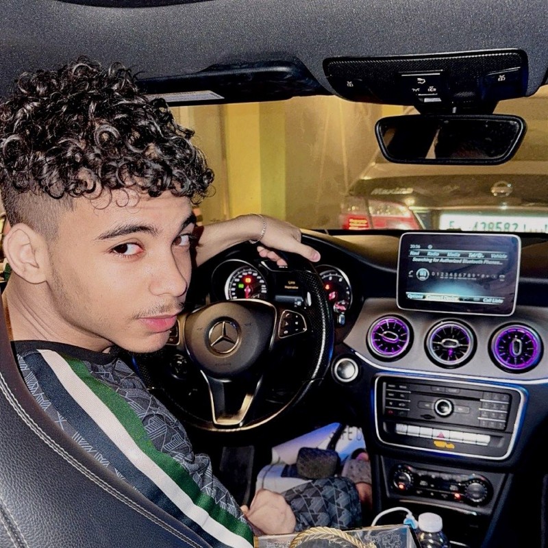 باري بن سلمى 🇱🇾 (@abdo_binsalma) | Snapchat Stories, Spotlight & Lenses