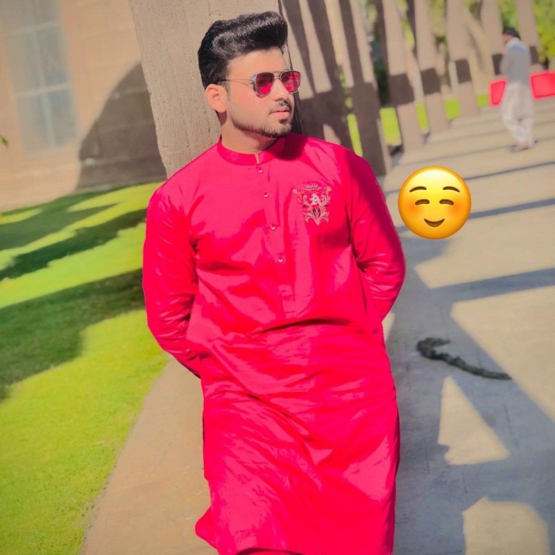 Abdullah Safi (@abdullah_sa7840) | Snapchat-Stories, Spotlight och linser