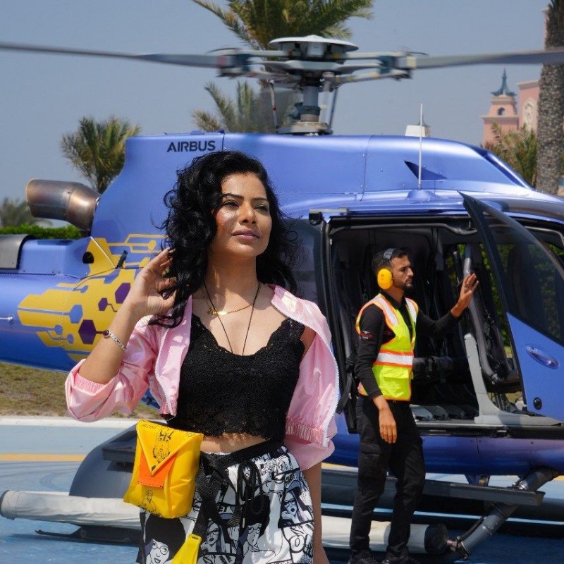 Abeera K Sheikh (@abeeraksheikh) | Snapchat Stories, Spotlight & Lenses