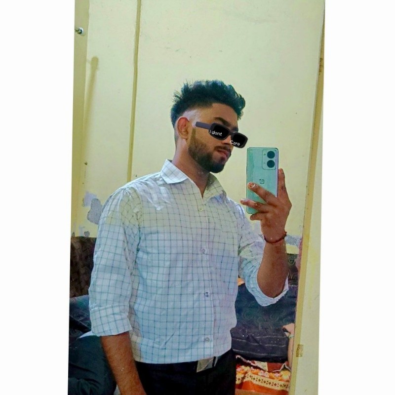 ☣ _ABHI_💔_☠ (@abhishek_n21173) | Snapchat Stories, Spotlight & Lenses