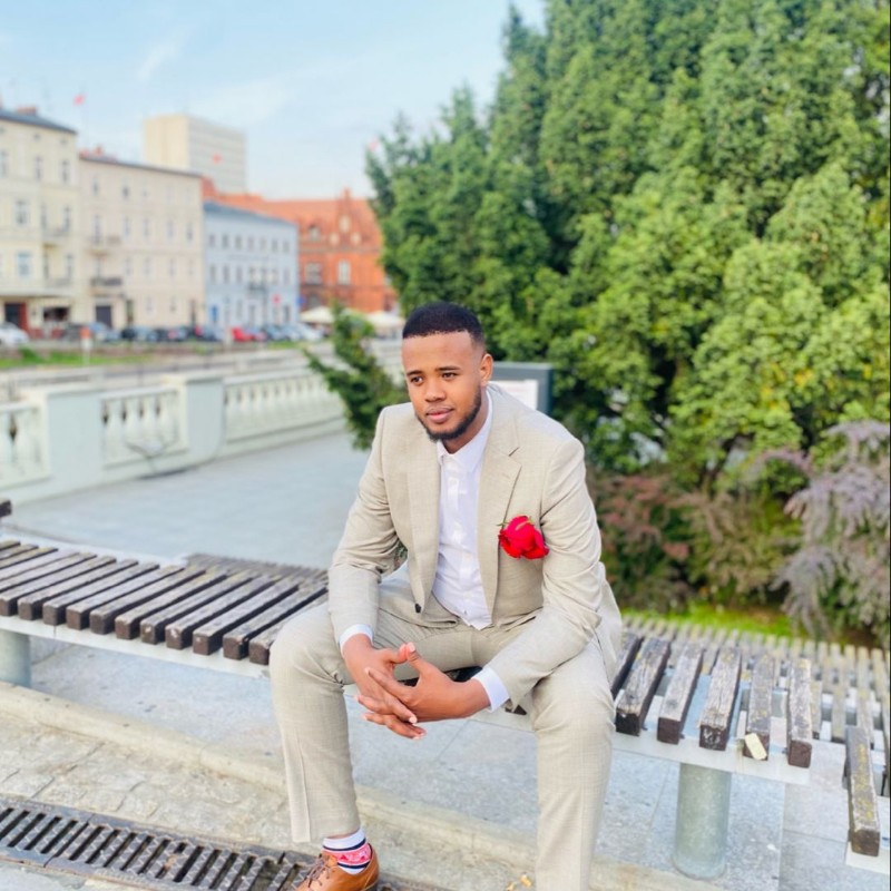 Abukar🇸🇴 Halgan🇳🇴 (@abukar.halgan) | Snapchat Stories, Spotlight & Lenses