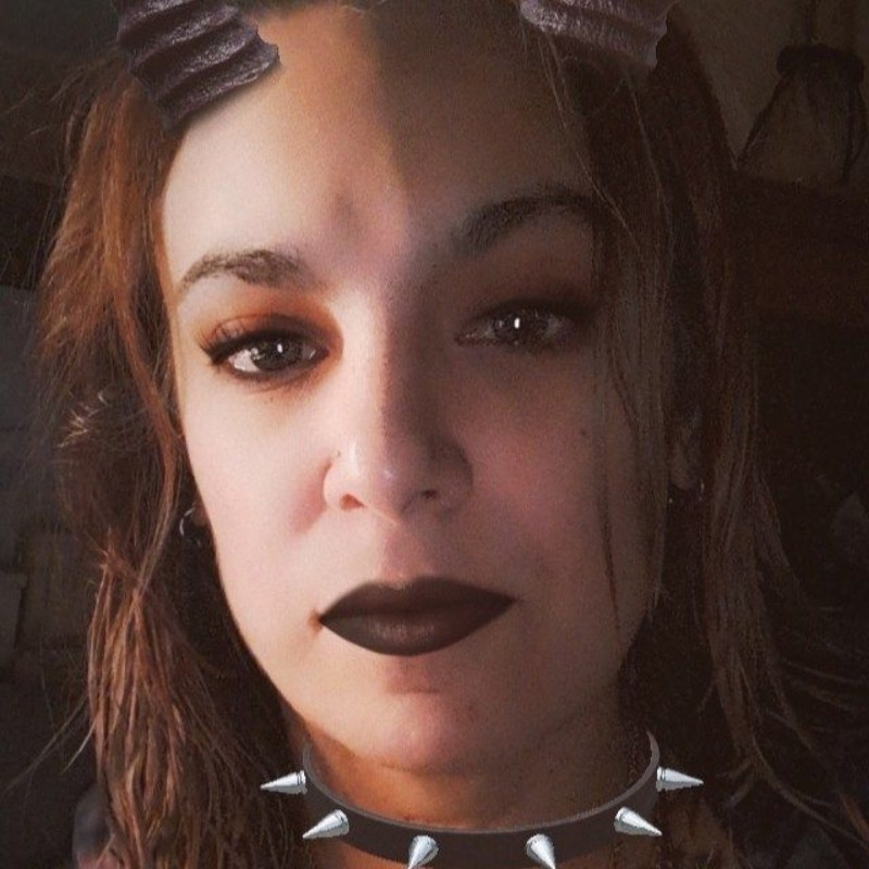 Lady Rayne(@acid.rayne) | เรื่องราว Snapchat ตลอดจน Spotlight และเลนส์