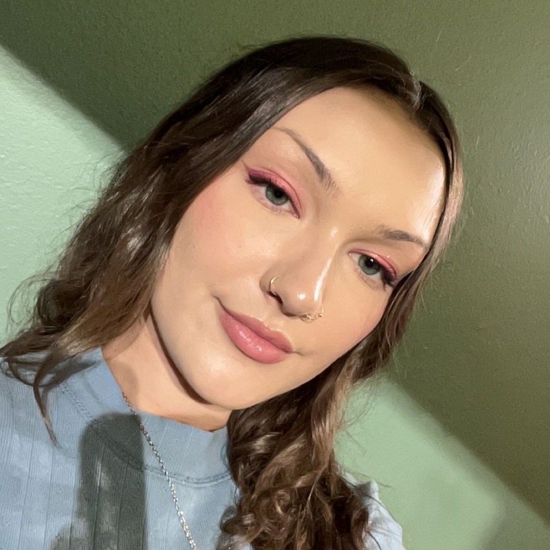 Alexa Cook (@acook1244) | Snapchat Stories, Spotlight & Lenses