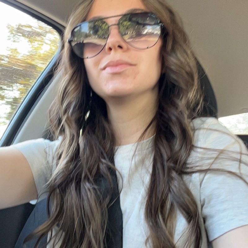 Ashley Cunningham (@acunningham855) | Snapchat Stories, Spotlight & Lenses