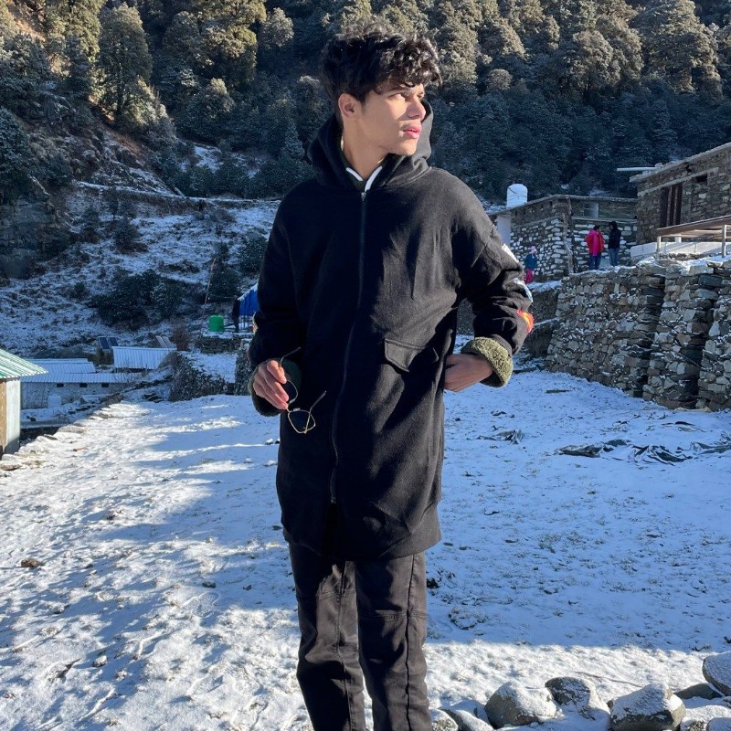 Adarsh Singh (@adarshuc) | Snapchat Stories, Spotlight & Lenses