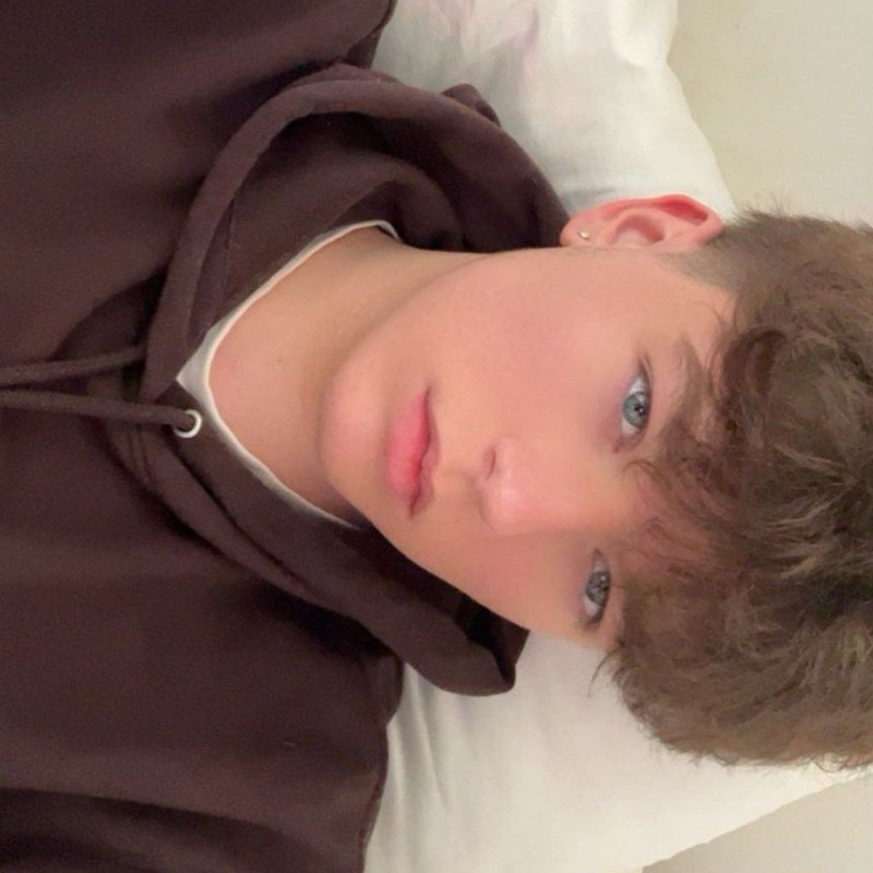 addison (@addisonhuntrr) | Snapchat Stories, Spotlight & Lenses