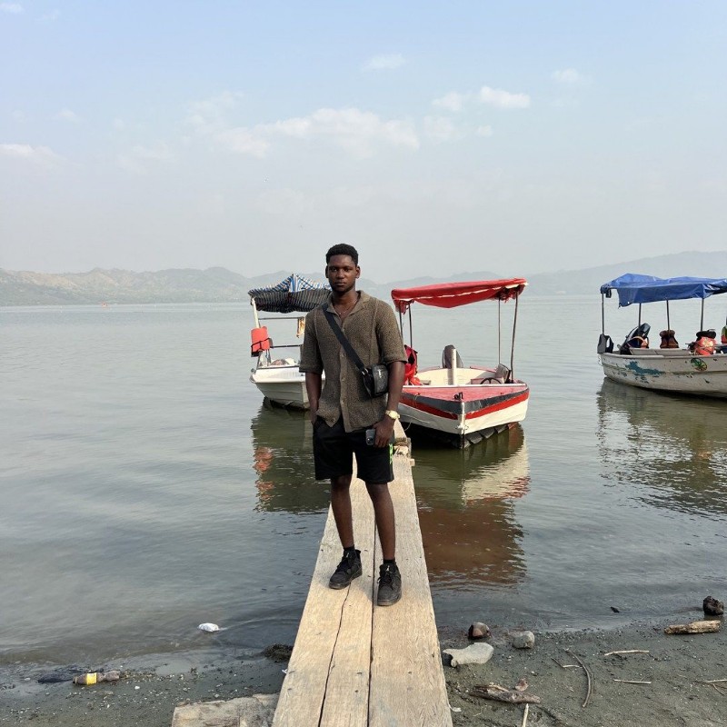 Jemol Addo 💸 🌚 (@addotymer) | Snapchat Stories, Spotlight & Lenses