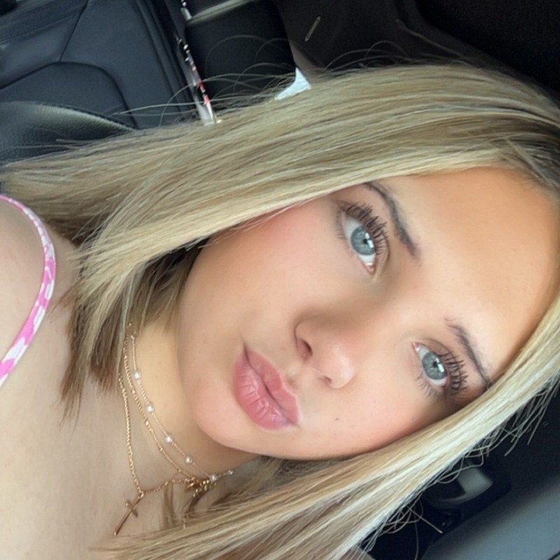 addy 💝 (@addysoncarter.r) | Snapchat Stories, Spotlight & Lenses