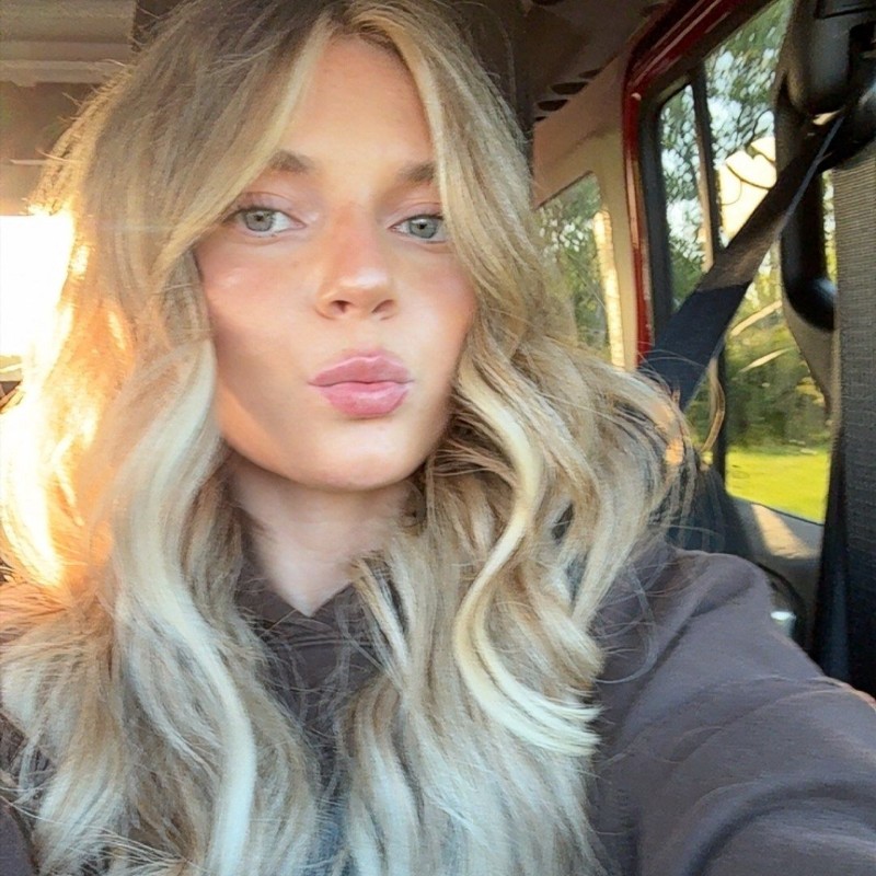 Addy O’Rourke (@adeline_orourke) | Snapchat Stories, Spotlight & Lenses