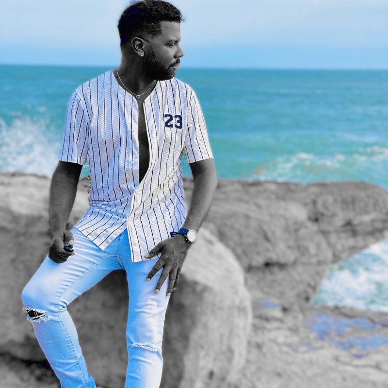 Ray Torres (@aderezas) | Snapchat Stories, Spotlight & Lenses