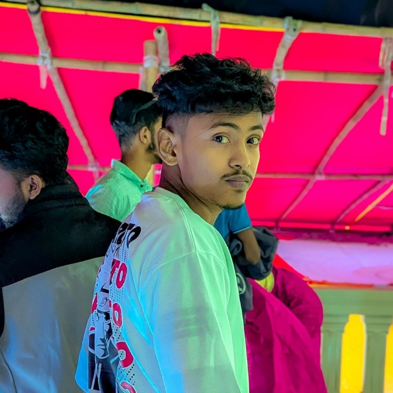 Adi Majumder (@adi222444) | Snapchat Stories, Spotlight & Lenses