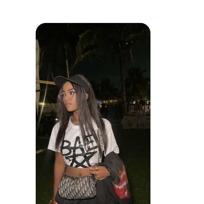 Afi(@afi_edinam) | เรื่องราว Snapchat ตลอดจน Spotlight และเลนส์