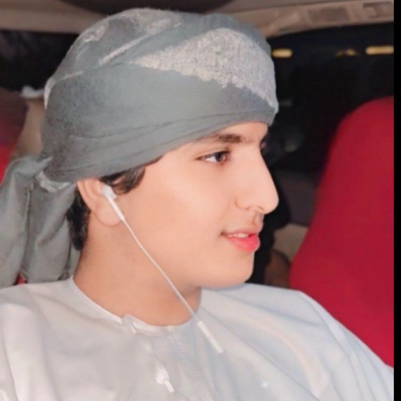 احمد المحاربي 🇴🇲 (@ah_almuharbe) | Snapchat-Stories, Spotlight och linser