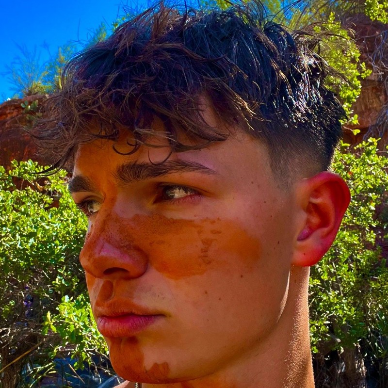 Aiden Cornish ️‍🔥 (@aiden_cornish) | Snapchat Stories, Spotlight & Lenses