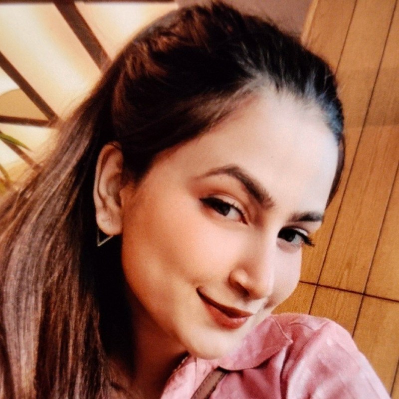 Ayesha Sheikh (@aisha20002025) | Snapchat Stories, Spotlight & Lenses